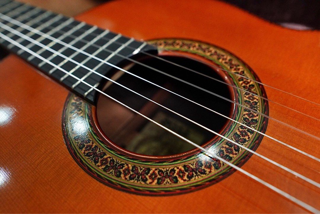 Yamaha Gc-15D 1974, Hobbies & Toys, Music & Media, Musical Instruments ...