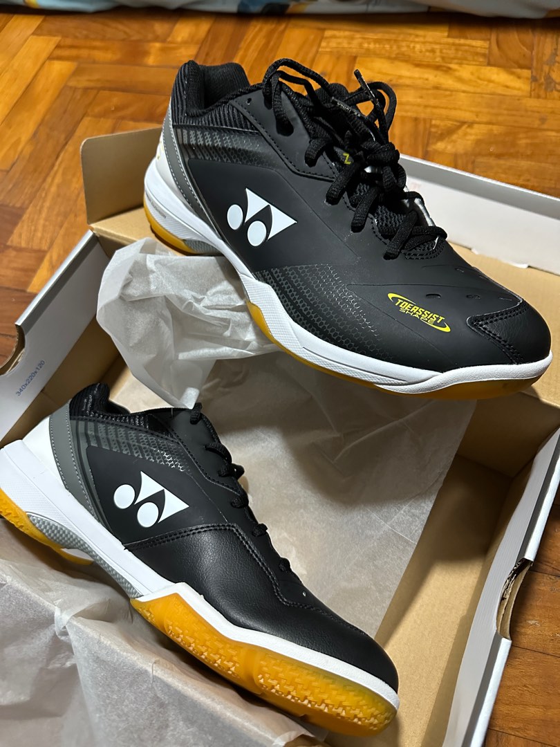 Yonex 65z badminton shoe, Sports Equipment, Sports & Games, Racket ...