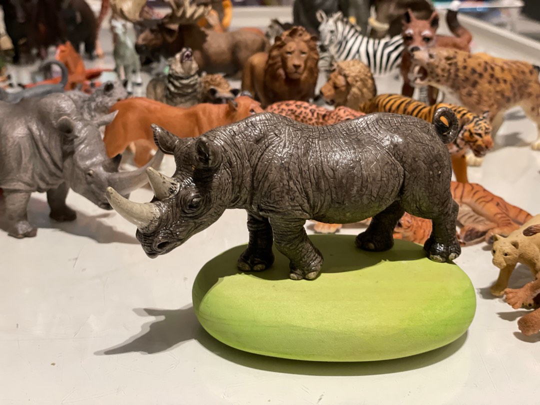 1 piece Rhinoceros CollectA, Hobbies & Toys, Toys & Games on Carousell