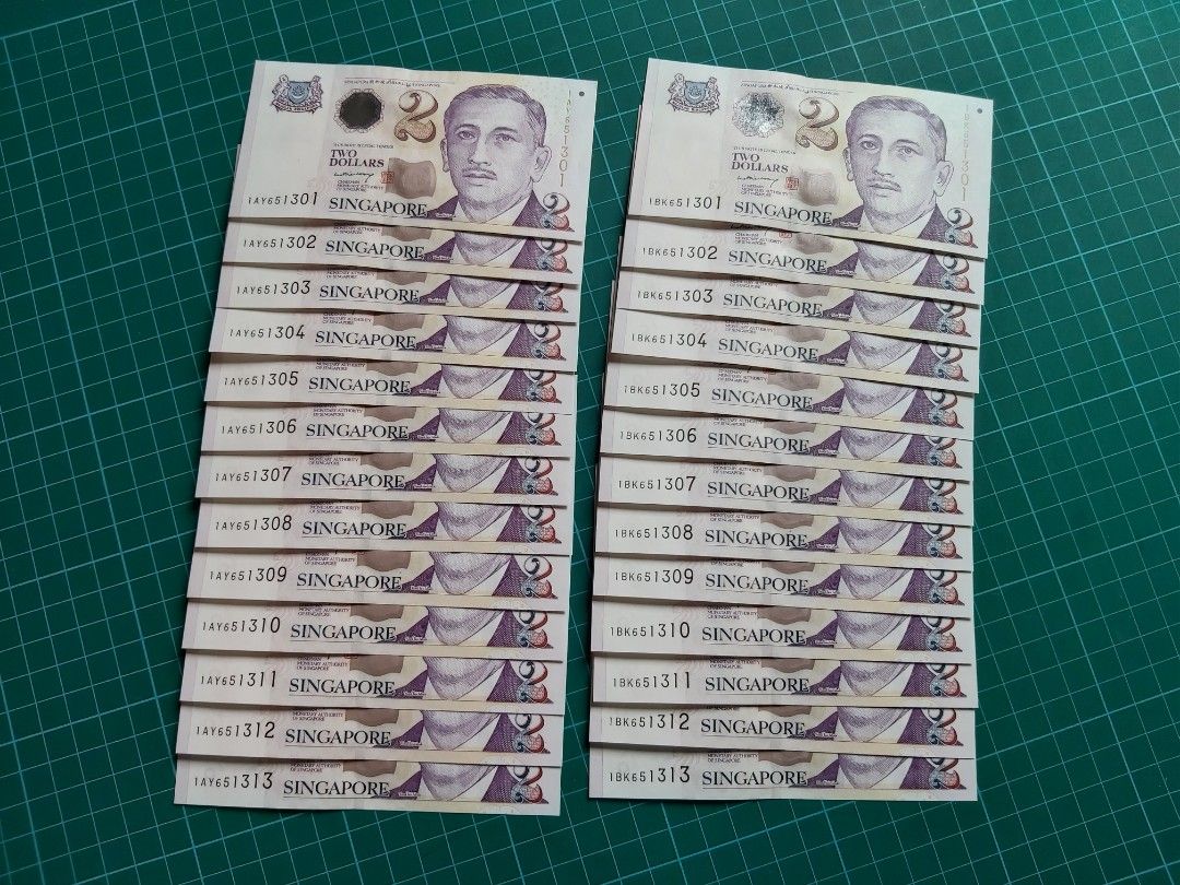2x identical LHL signed $2 portrait Singapore currency two dollars ...