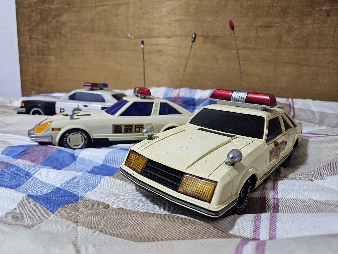 3 police cars, Hobbies & Toys, Toys & Games on Carousell