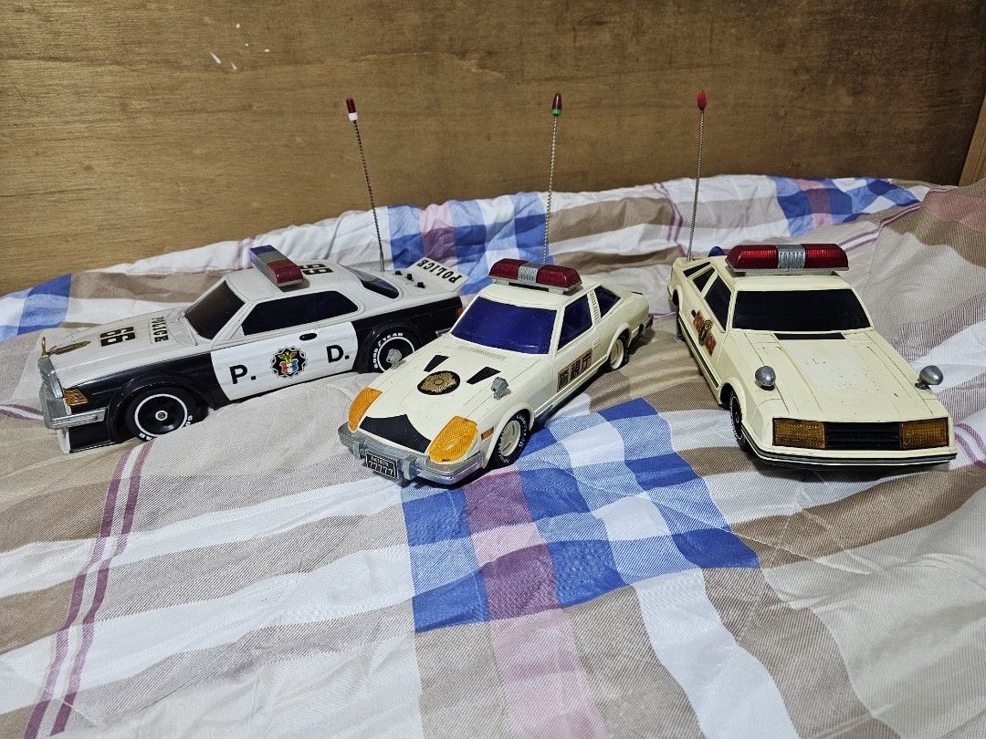 3 police cars, Hobbies & Toys, Toys & Games on Carousell