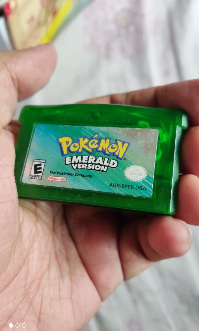 Authentic Pokemon Emerald US version on Carousell