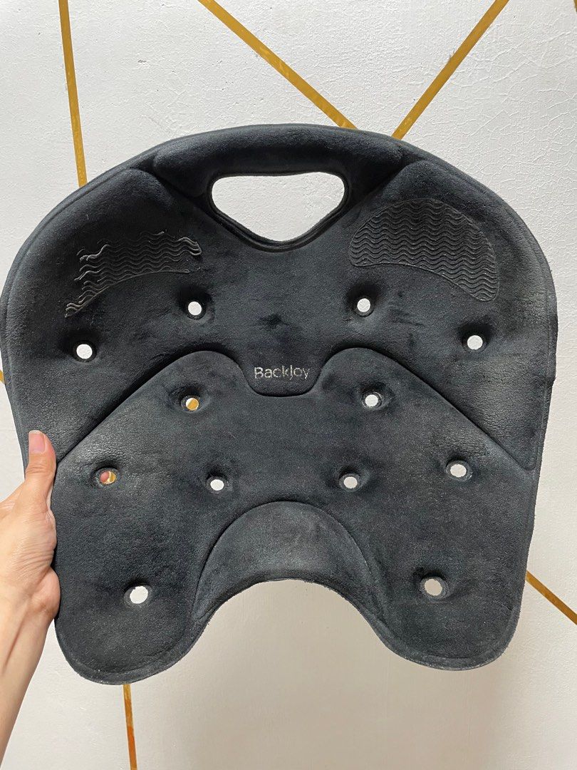 Backjoy sitsmart core lux on Carousell