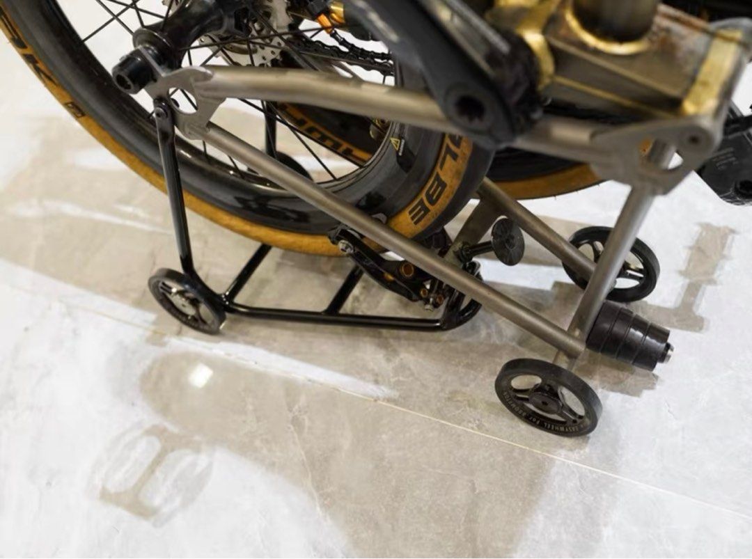 Brompton Titanium Q rack pikes UJ ezy wheel royale ace custom, Sports ...