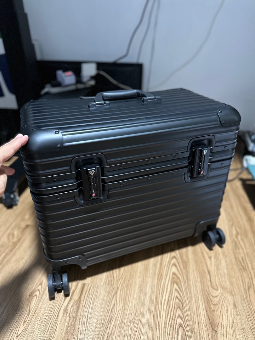 Trolley Captain Metallic Aluminium Luggage, Hobbies & Toys, Travel ...