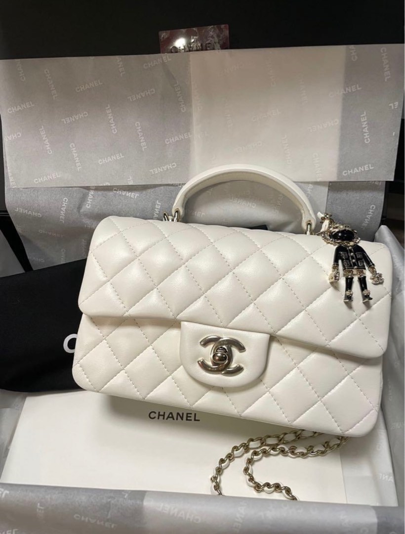 Chanel Mini Flap Bag with Top Handle white 特別版 全新, 名牌, 手袋及銀包 - Carousell