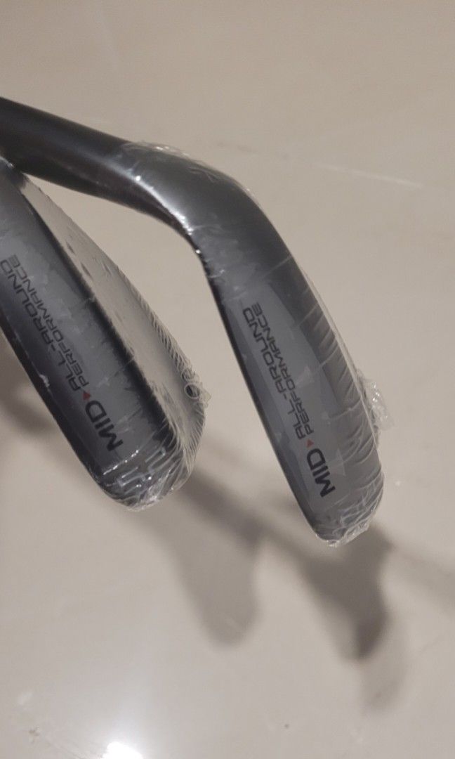 Cleveland RTX zipcore wedges, Sports Equipment, Sports & Games, Golf on Carousell