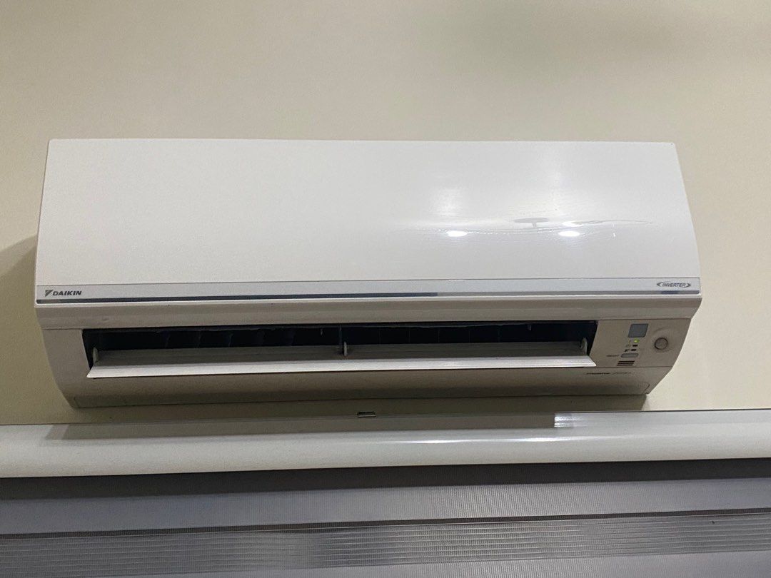 Daikin Queen Split Type Inverter Aircon 1.5 HP, TV & Home Appliances ...
