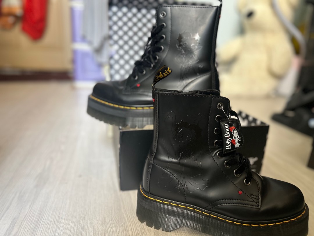 Dr Martens Limited edition Betty Boop, Women's Fashion, Footwear, Boots on Carousell