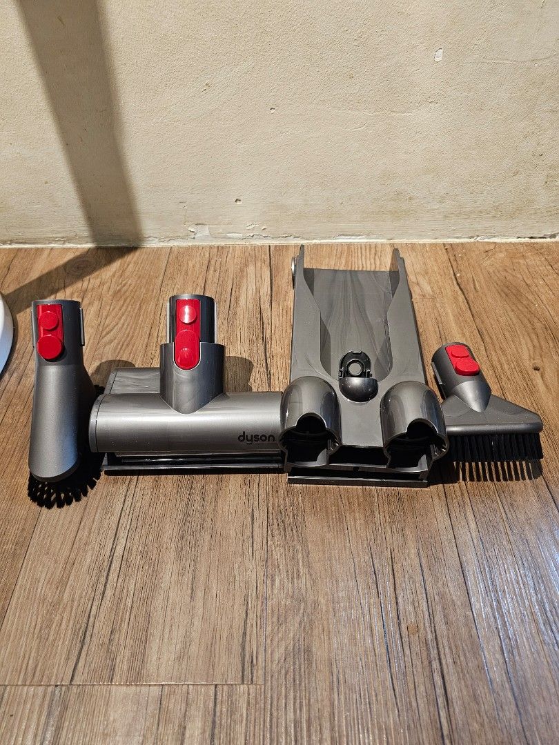 Dyson Floor Dok Dock Stand, Furniture & Home Living, Cleaning ...