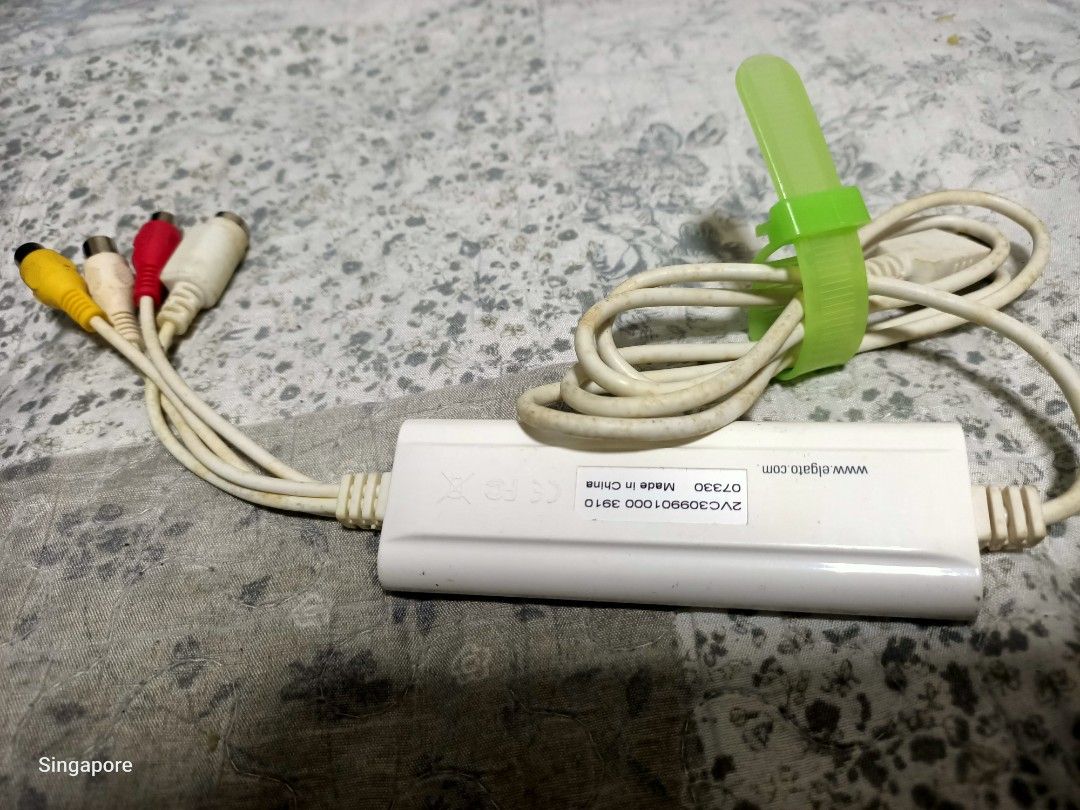 Elgato hi8 VHS to USB video capture cable, Computers & Tech, Parts ...