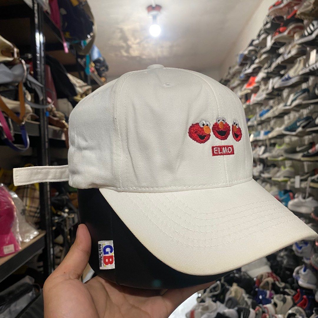 Elmo Sesame Street - IOH48, Men's Fashion, Watches & Accessories, Caps ...