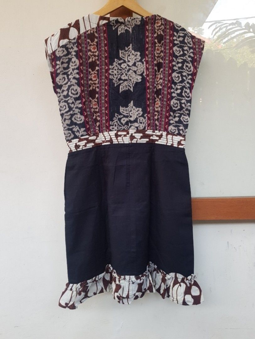 Ethnic Tenun Boti & Batik Tulis Flared-Underneath Midi Dress, Fesyen ...