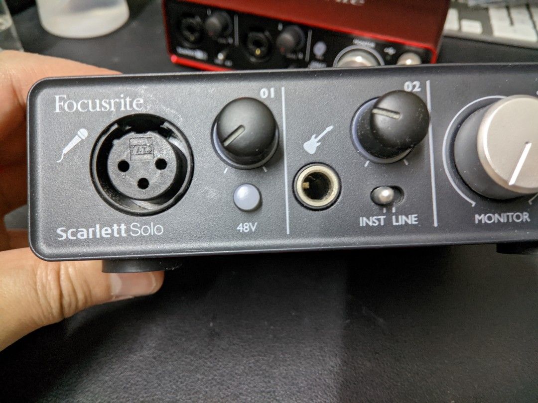 Focusrite Scarlett solo 1st gen interface 錄音介面, 興趣及遊戲, 音樂、樂器 & 配件, 樂器配件 ...