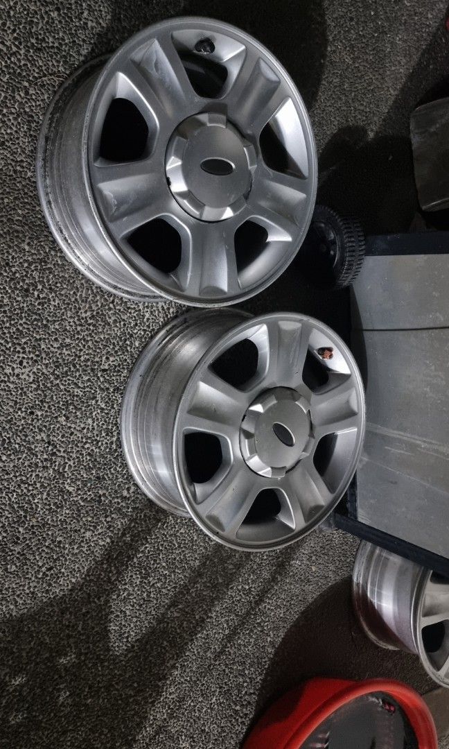 Ford Escape 16" Alloy Mags on Carousell