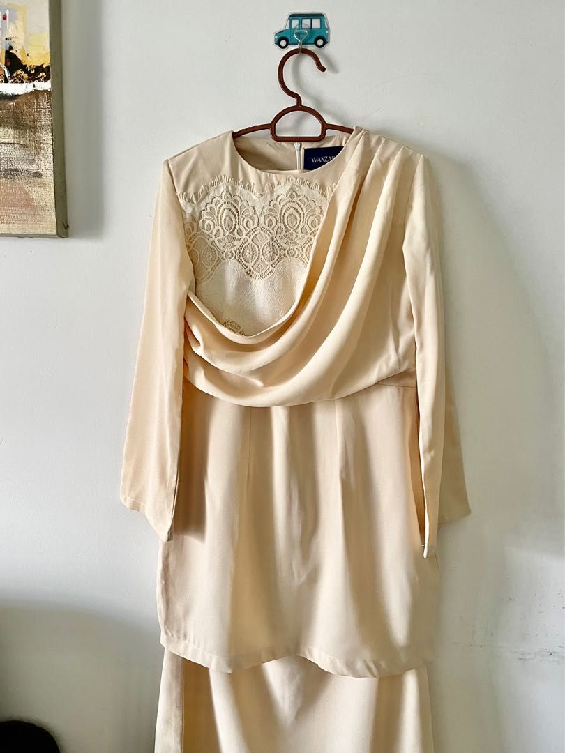 Free Pos| Wanzar Milika Kurung, Women's Fashion, Muslimah Fashion, Baju ...