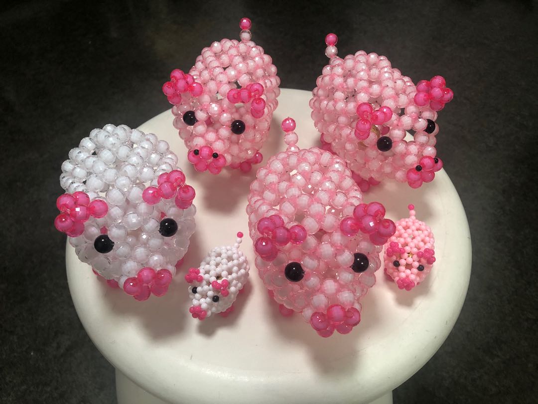 Handmade Bead Pig and Piglet, Hobbies & Toys, Stationery & Craft ...