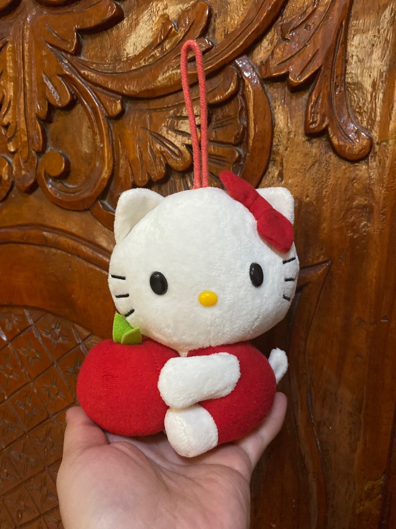 Hello kitty on Carousell