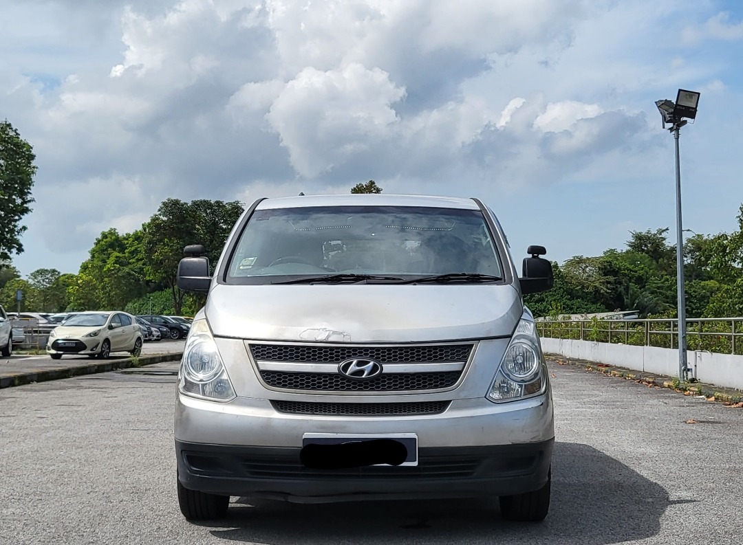 Hyundai Starex Van 2.5 CRDi 5-Door (A), Cars, Used Cars on Carousell