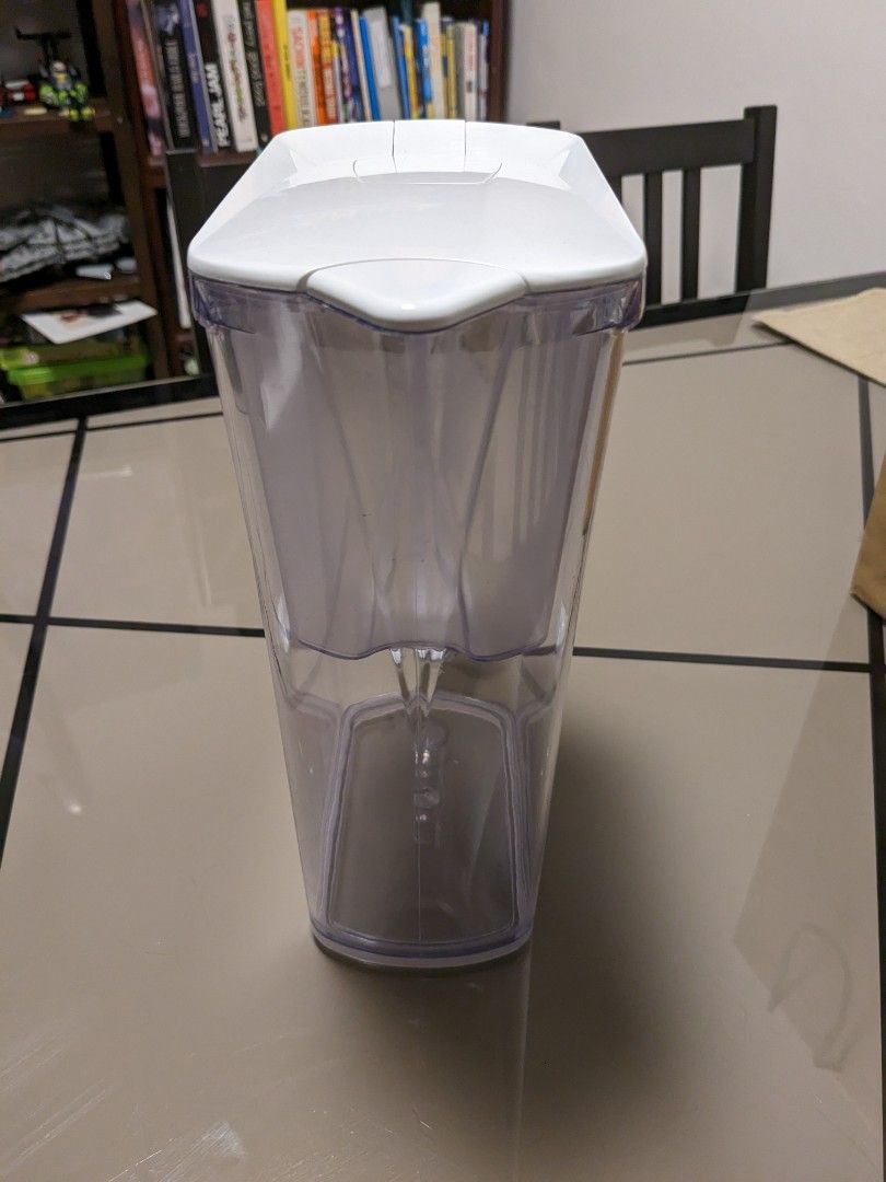 Iuiga water jug with filter, Furniture & Home Living, Kitchenware ...