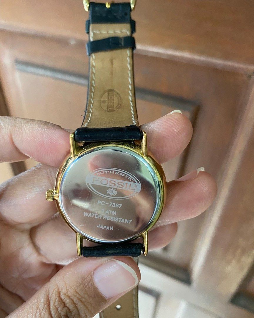 Jam tangan Fossil Vintage Original, Fesyen Wanita, Jam Tangan di Carousell