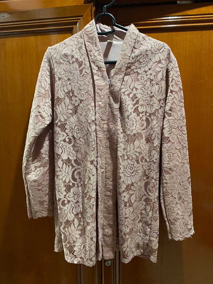 Kebaya raya 2023 pink belacan, Women's Fashion, Muslimah Fashion, Baju ...