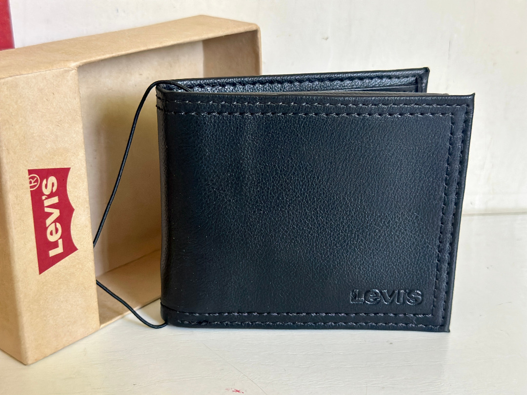 LEVI'S BLACK MEN'S BIFOLD BILLFOLD LEATHER VALET WALLET W/ RFID ...