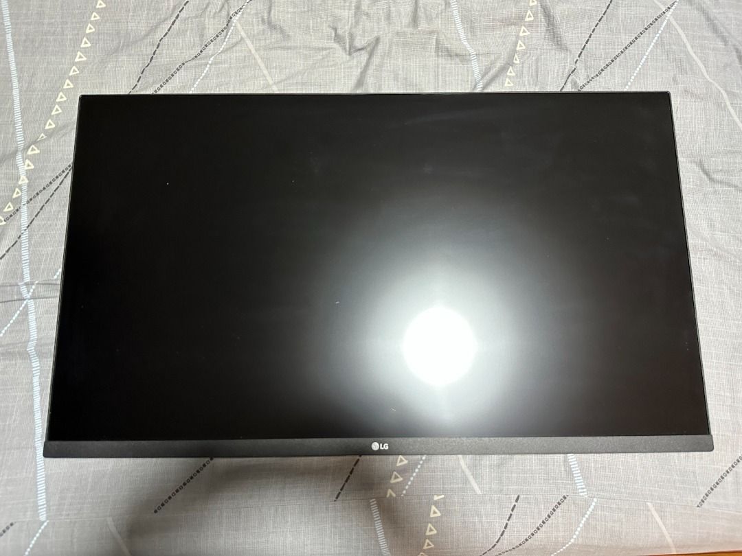 LG 31.5-inch UHD 4K HDR IPS Monitor (32UN650) with AMD FreeSync ...