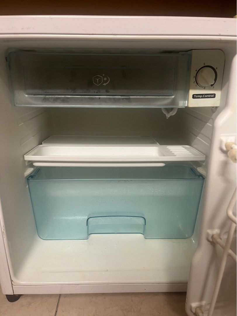 LG Mini Bar Fridge 50L - for Hostel/Office use!, TV & Home Appliances ...