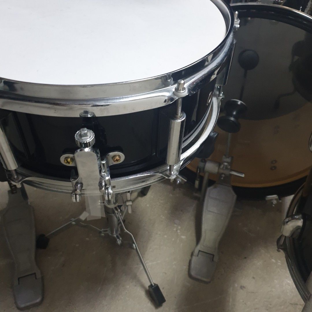 Ludwig Accent Junior 16" kick, Hobbies & Toys, Music & Media, Musical ...