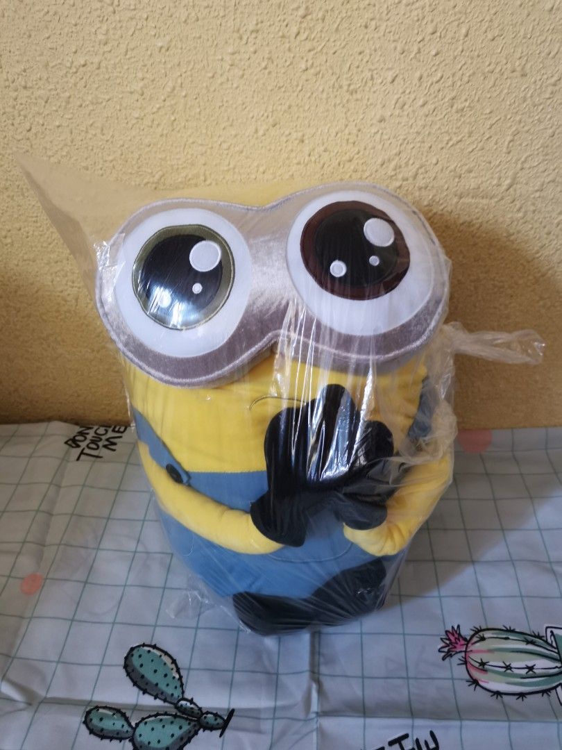 Minion Fever Giga Jumbo Plush "Bob", Hobbies & Toys, Toys & Games on ...