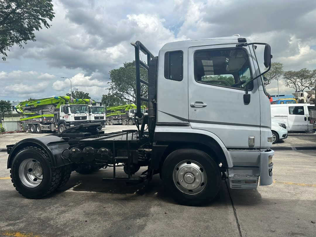 Mitsubishi Fuso Super Great FP51 Prime mover Manual, Cars, Commercial ...