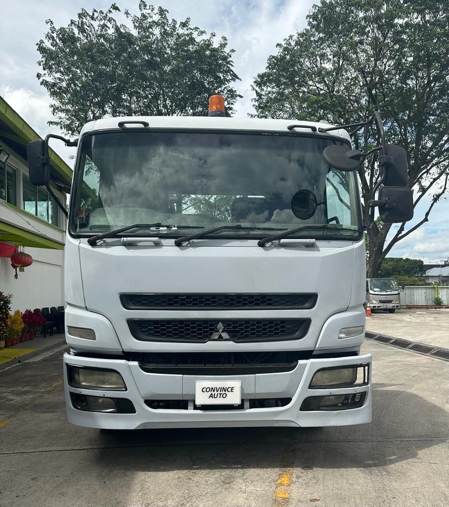 Mitsubishi Fuso Super Great FP51 Prime mover Manual, Cars, Commercial ...