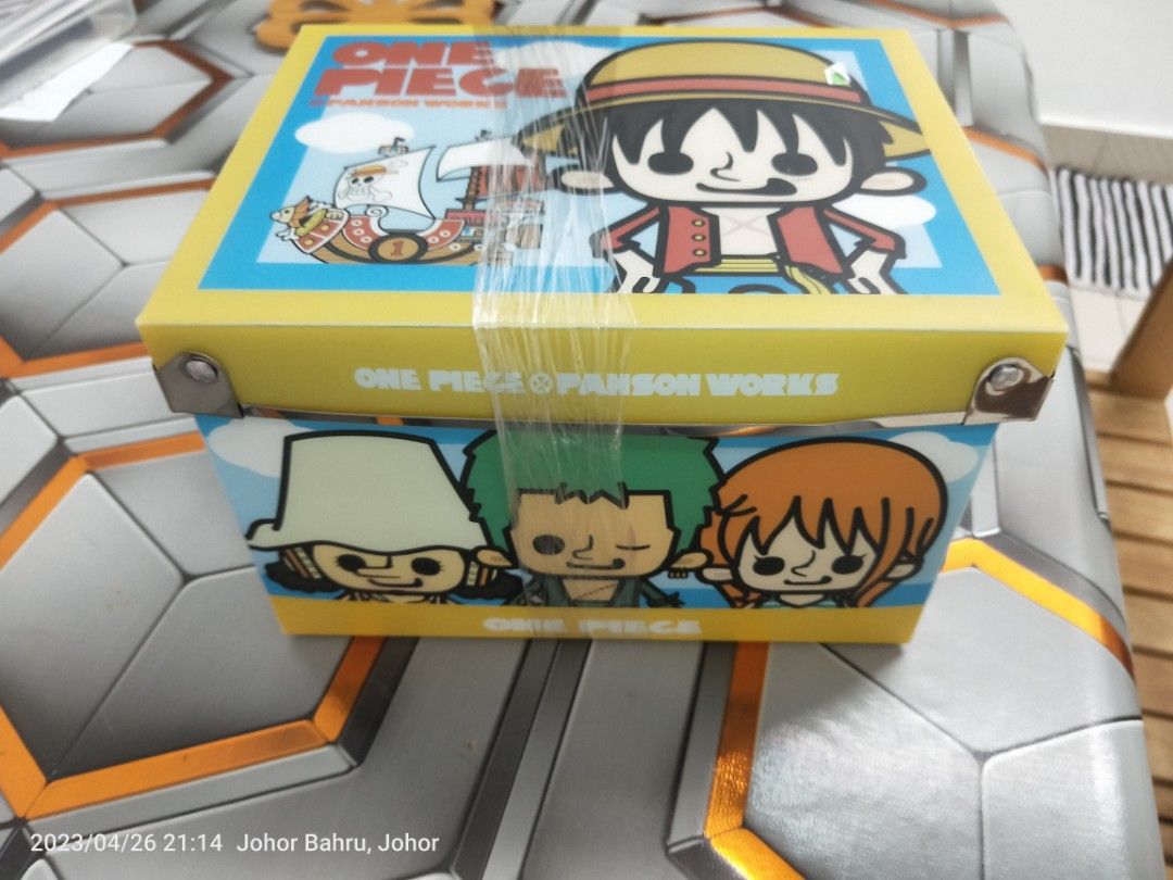One Piece Gift Box, Hobbies & Toys, Toys & Games on Carousell