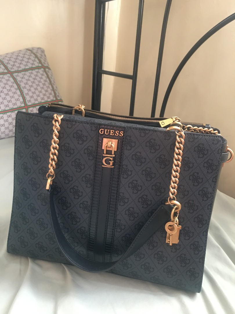 Original Guess Bag Used Twice, Women's Fashion, Bags & Wallets ...