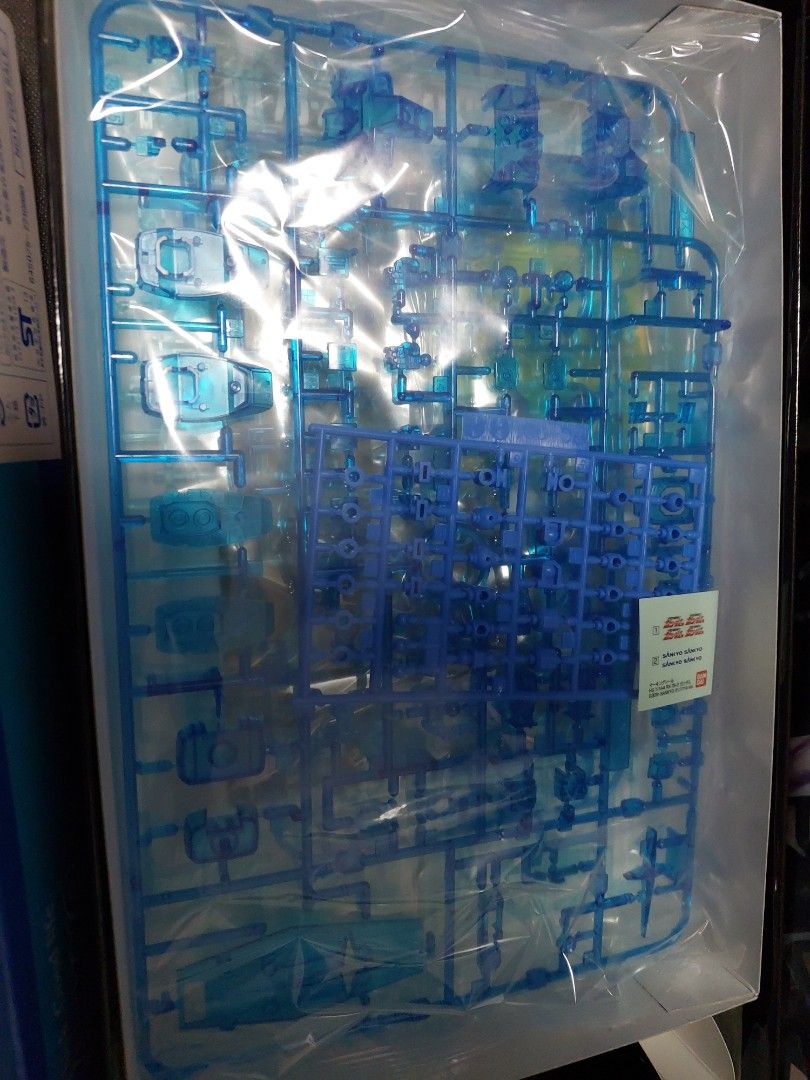 Sankyo X Gundam collaboration HG Gundam RX-78-2 ver 30th Model kit ...