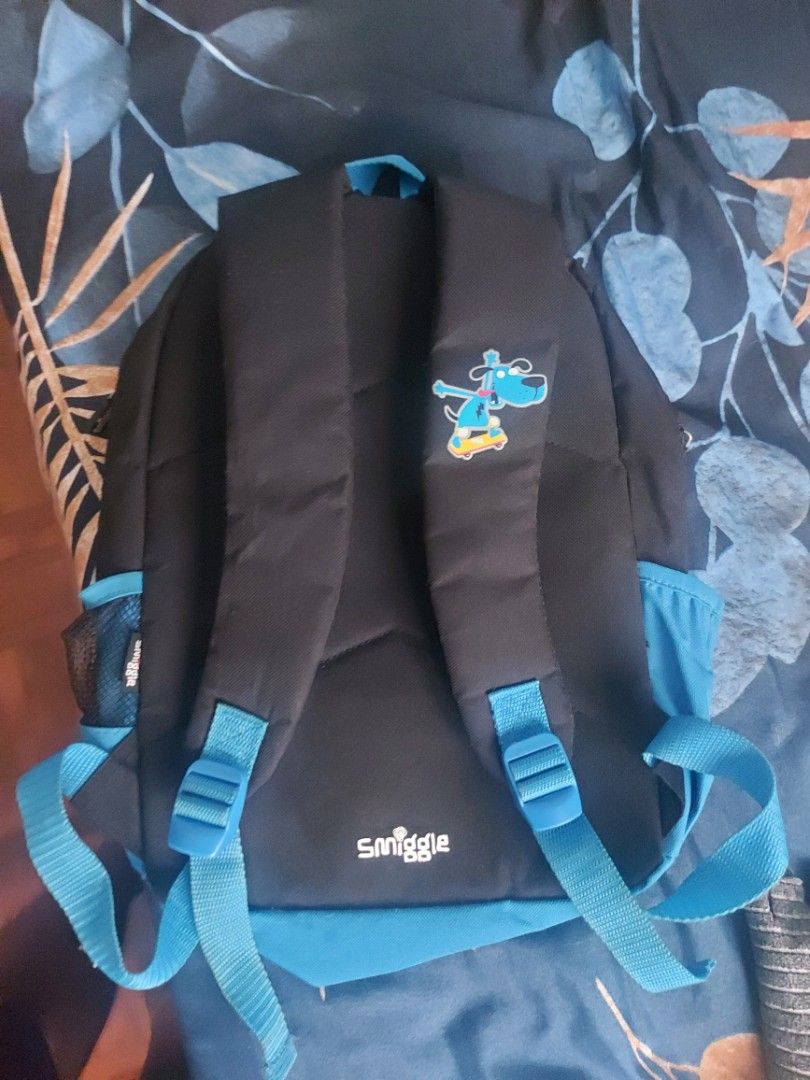 Smiggle Backpack, Men's Fashion, Bags, Backpacks on Carousell