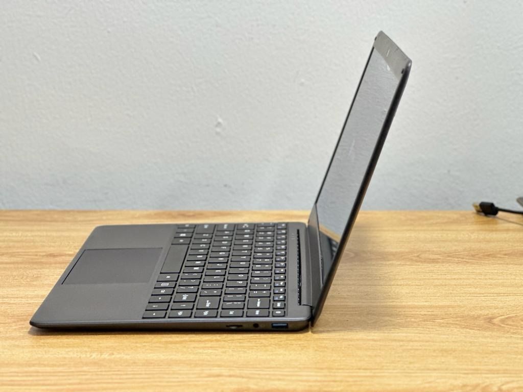 Super Slim 15.6 Inch SSD Laptop -256GB + 8GB RAM - Free Windows 11 ...