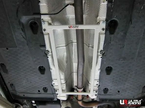 Ultra Racing Strut Bar Volkswagen Golf GTI MK 5 / MK 6 / MK 7/ MK 7.5 ...