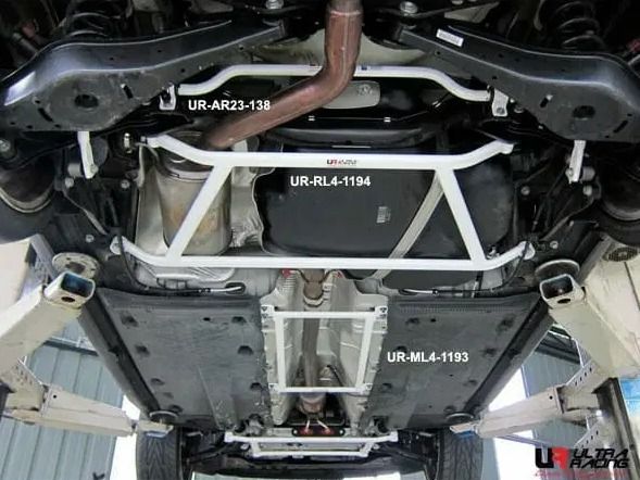 Ultra Racing Strut Bar Volkswagen Golf GTI MK 5 / MK 6 / MK 7/ MK 7.5 ...