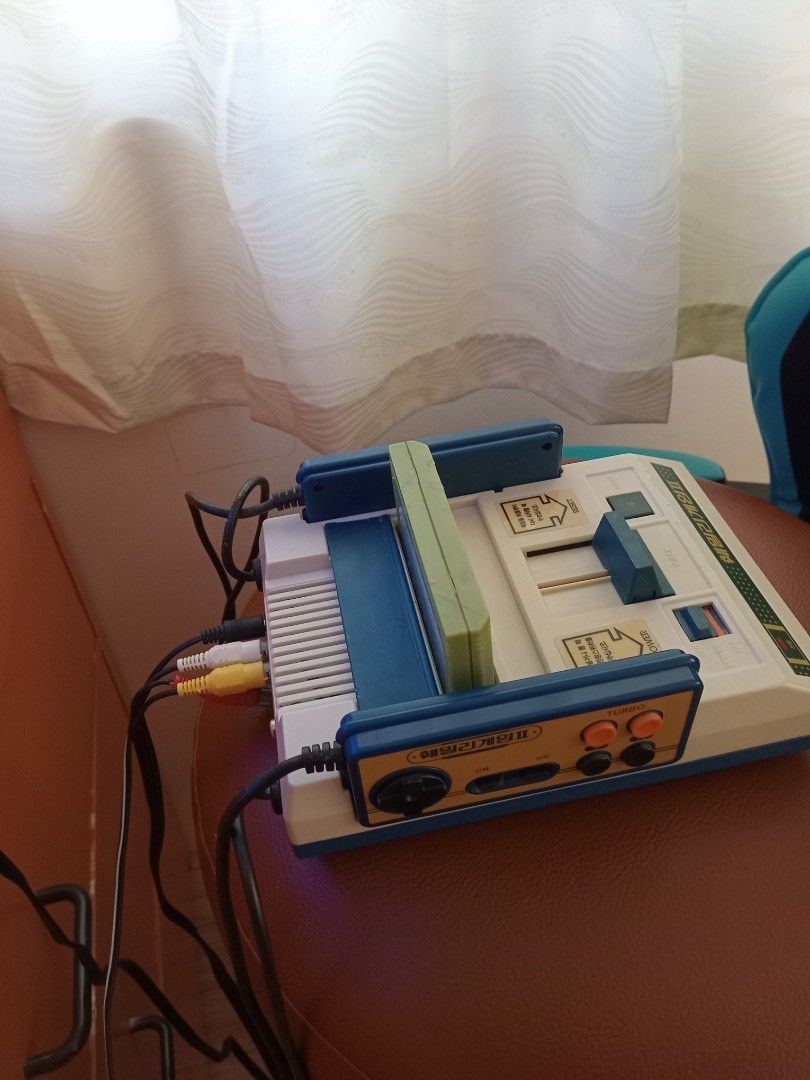 Vintage family computer console with 190 in 1 game for sale, Video ...