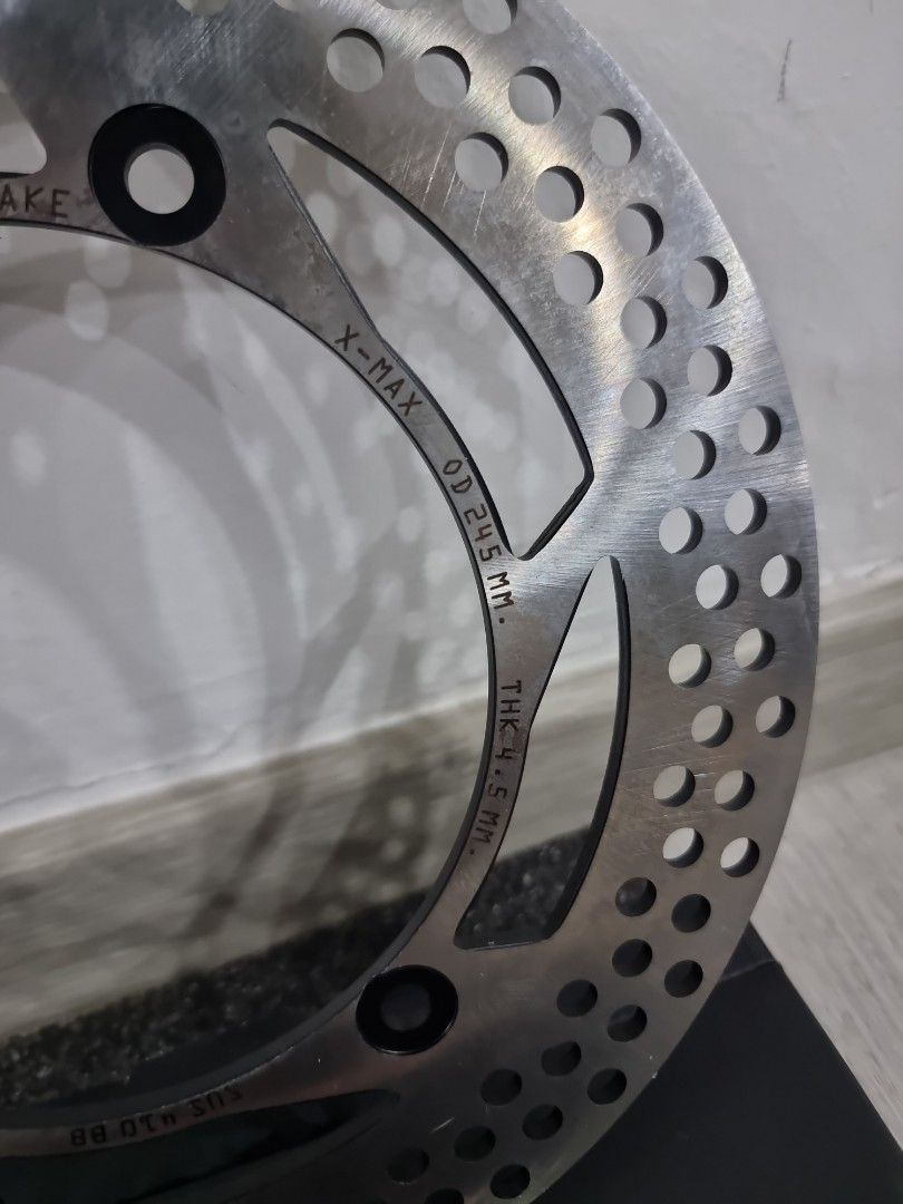 Xmax rear disc (Seven Speed), Motorcycles, Motorcycle Accessories on ...