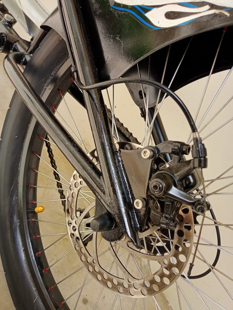 2003 Giant Stiletto chopper bicycle with disc brakes, 7 speed, 24 ...