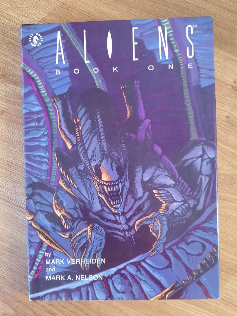 Aliens : Book One (1990) hardcover, Hobbies & Toys, Books & Magazines ...