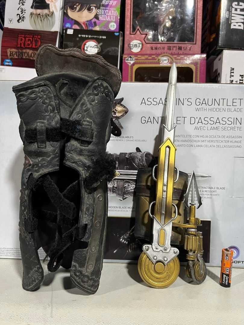 Assasin's Creed Syndicate Gauntlet and Cane Sword, Hobbies & Toys, Toys ...
