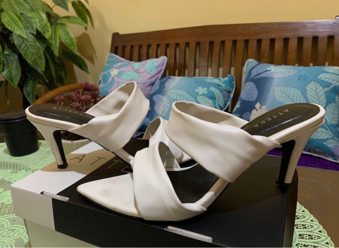 Attera heels (TYLA) white, Fesyen Wanita, Sepatu di Carousell