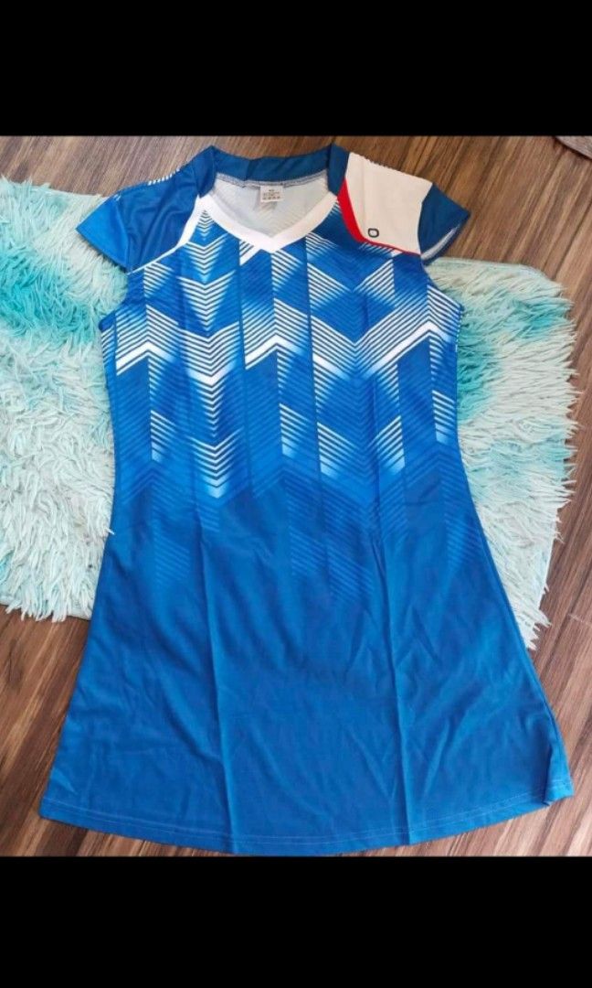 Badminton outfit, Women's Fashion, Activewear on Carousell