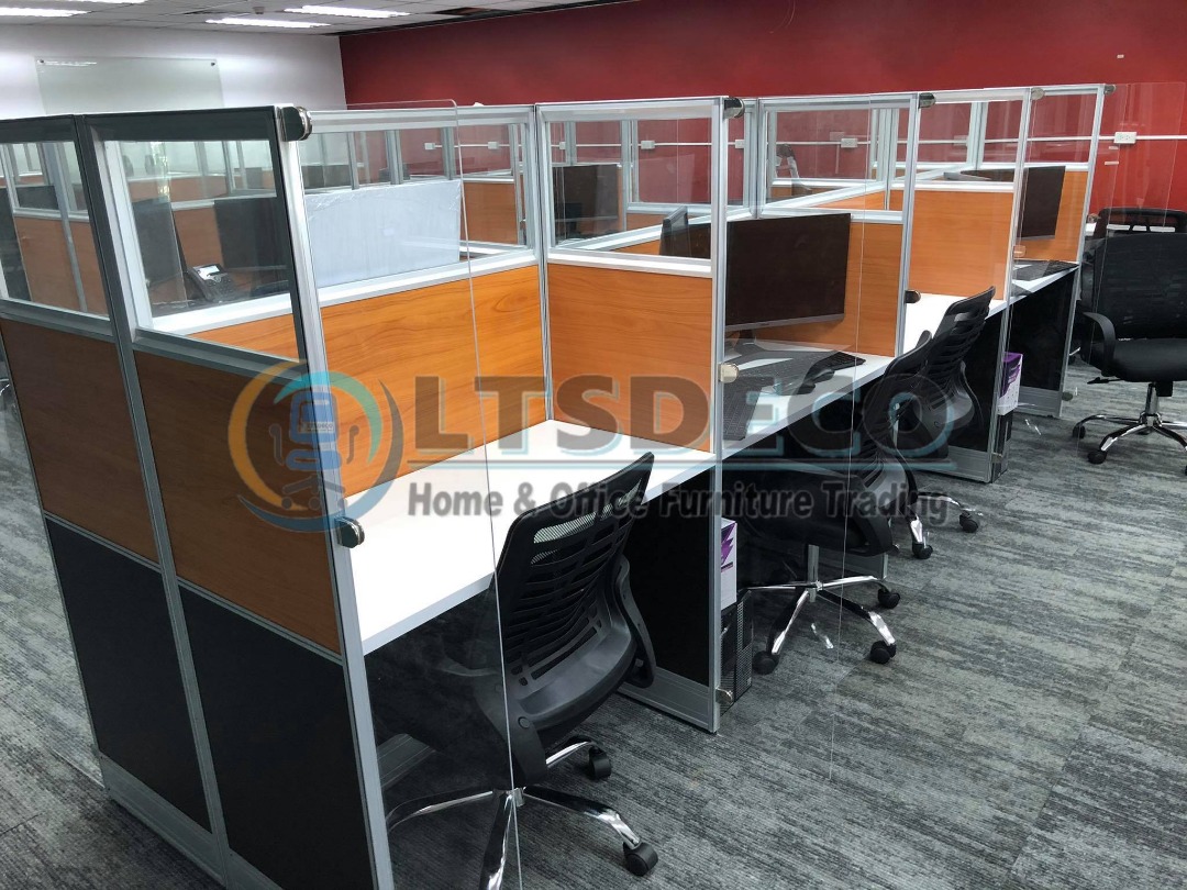 Bpo cubicle Office partition furniture on Carousell