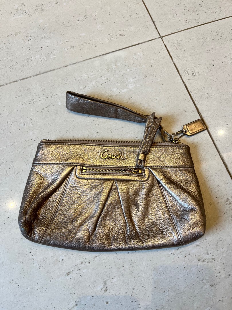 Coach clutch, Women's Fashion, Bags & Wallets, Clutches on Carousell